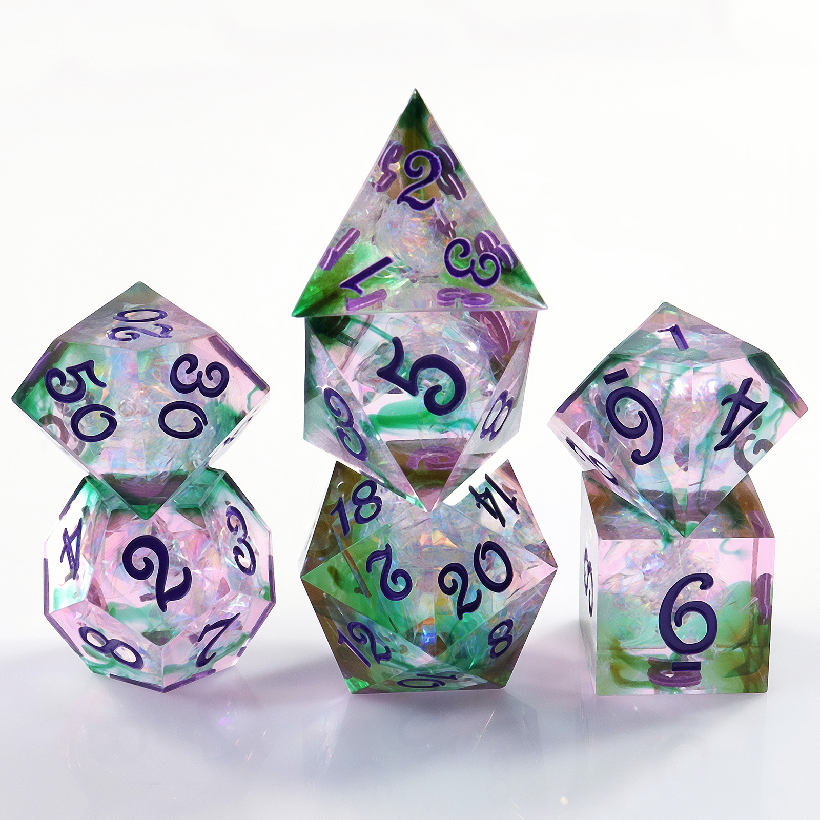 China 7 Pieces Resin Board Game Dice Set For Leisure And Entertainment ...